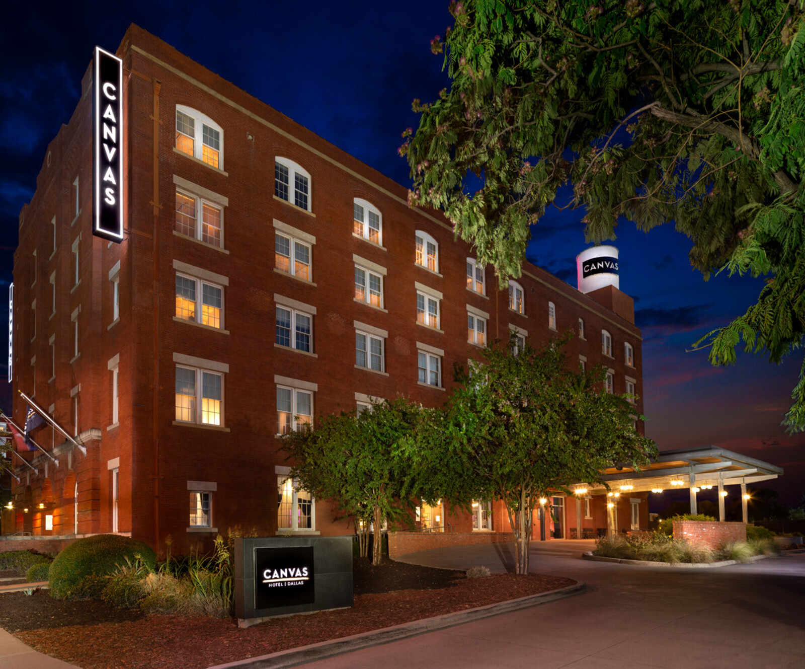 Accessible Hotels in Dallas TX - Canvas Hotel Dallas